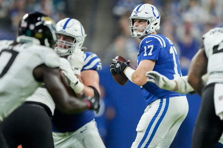 Philip Rivers withdraws from Bills’ HC search; team to interview Davis Webb