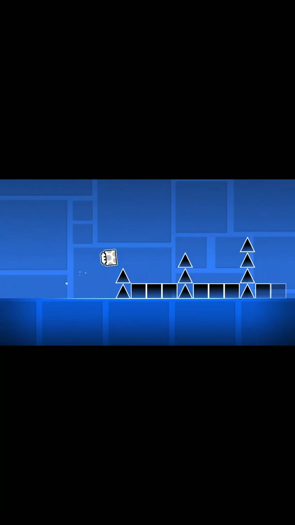 Geometry Dash but... everything is strange #short