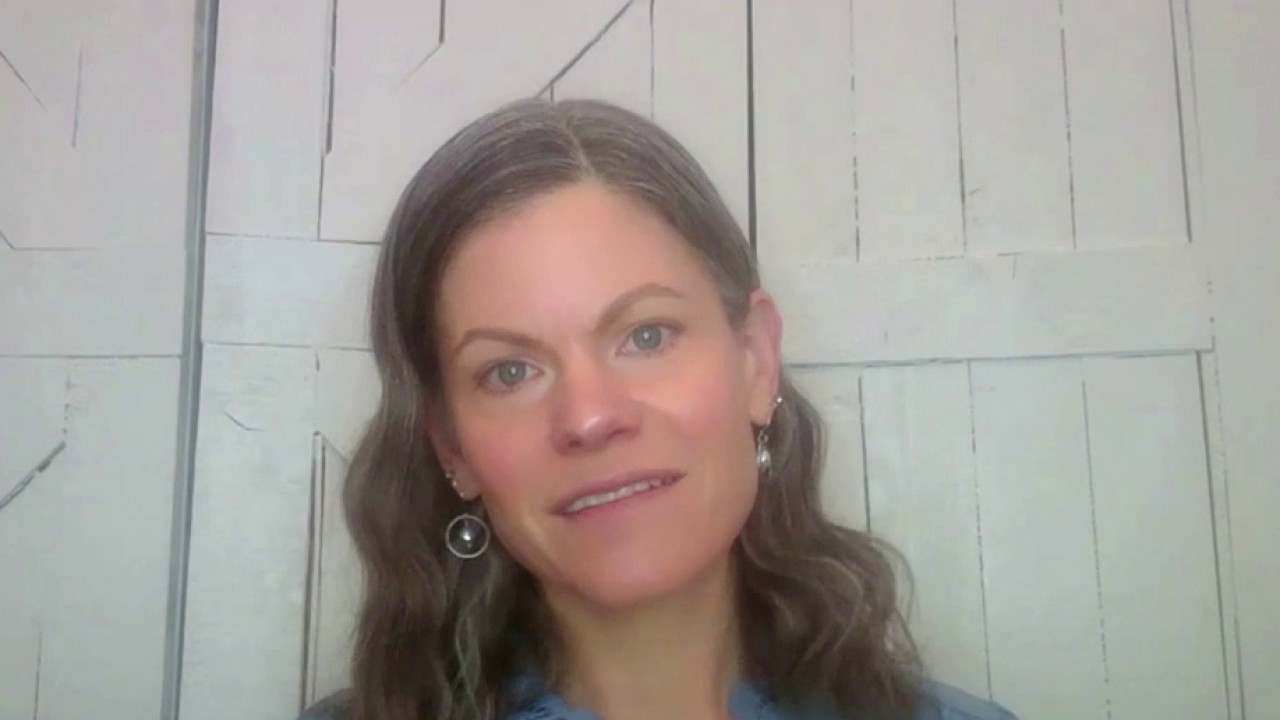 Anne Welsh on overcoming mom pressure