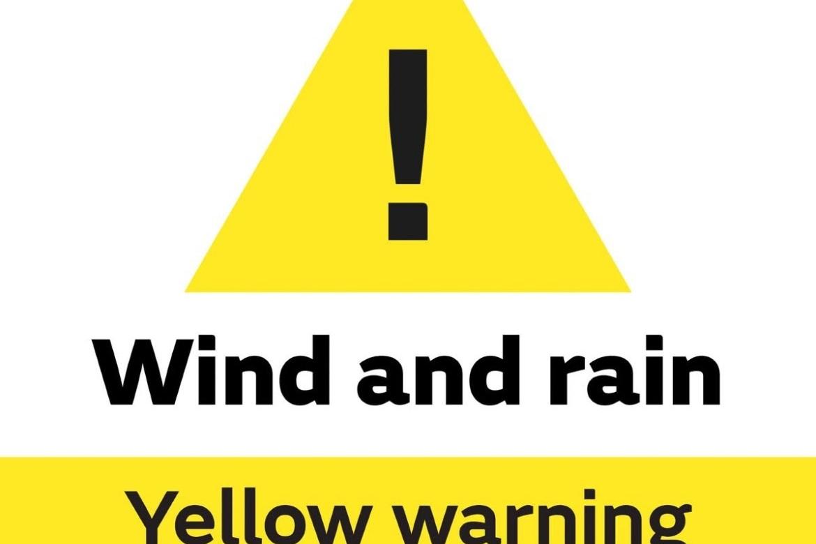 East Sussex weather warning - 'Heavy rain likely to cause travel ...