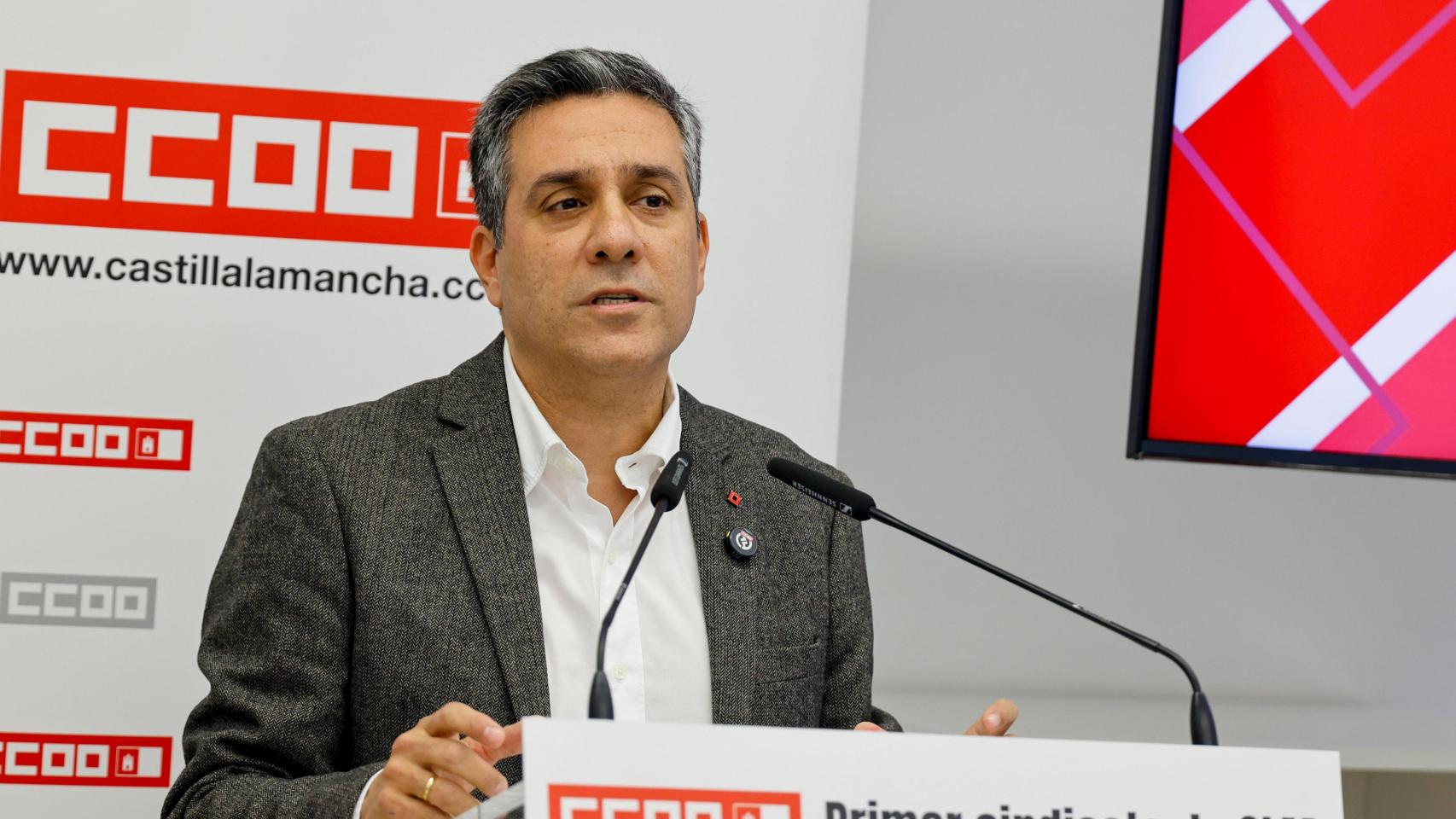Javier Ortega, líder de CCOO en Castilla-La Mancha: "Si no mejoramos ...
