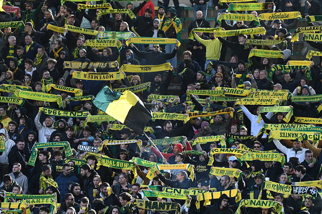 Ex Hibs and Celtic player 'likely to leave' club he joined last ...