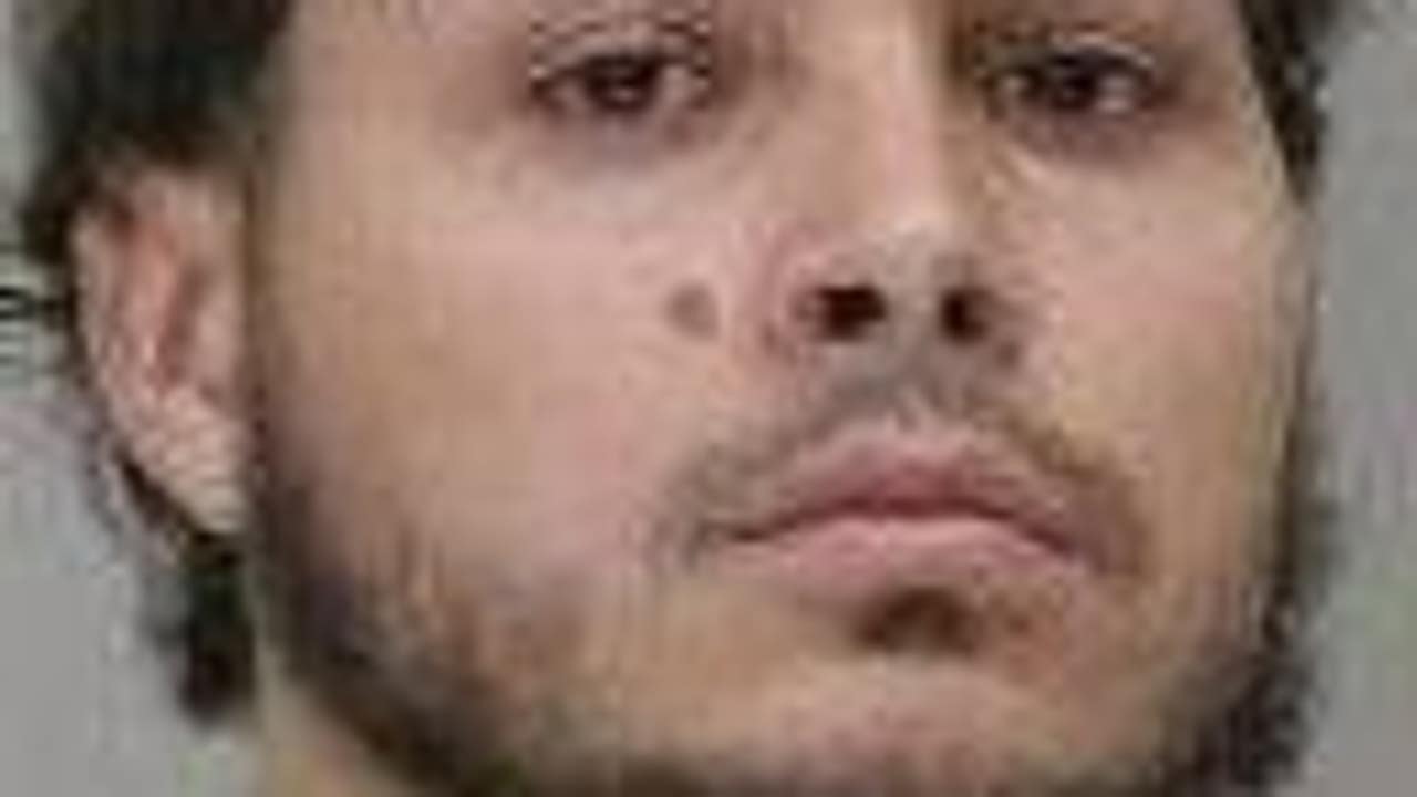 Dallas driver arrested after doing donuts at icy intersection with ...