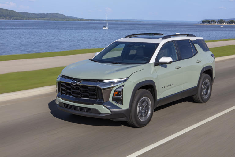 2026 Chevrolet Equinox vs. 2026 GMC Terrain: 3 key differences between ...