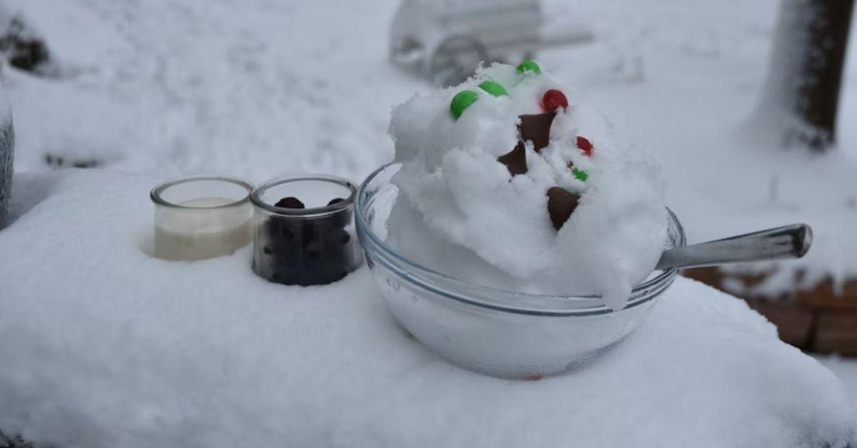 How to make ice cream in the snow using fresh snow and a classic family ...