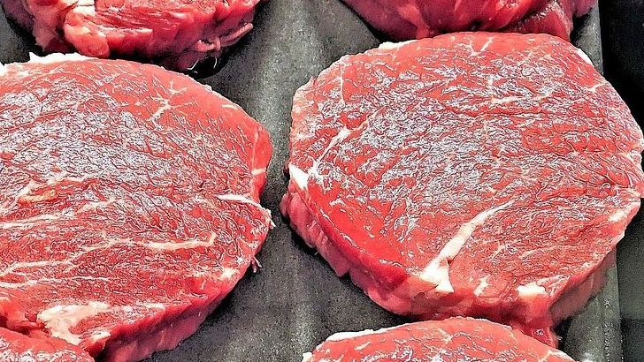 9 meat cuts butchers keep for themselves - rib cap, hanger, and skirt steak