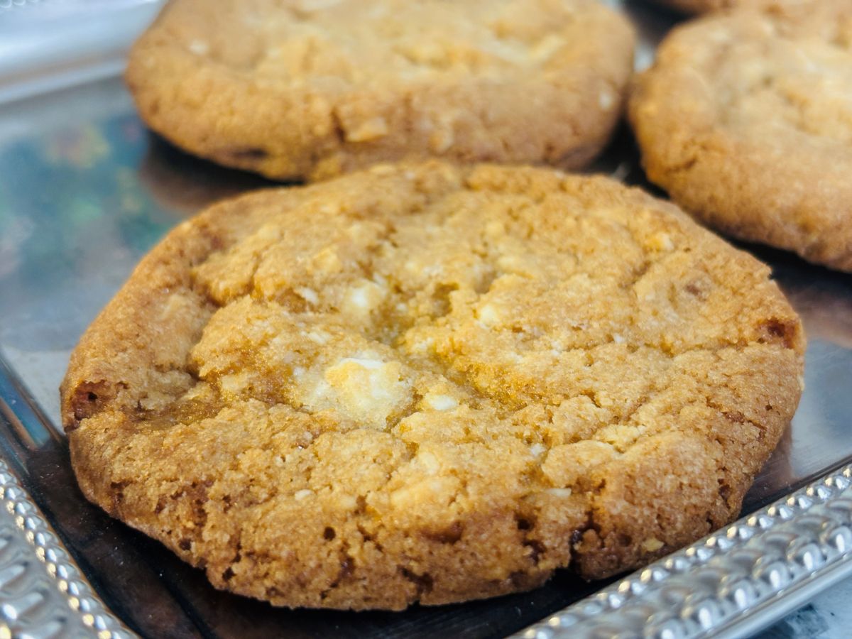 11 cookie recipes that make "just one" a risky promise