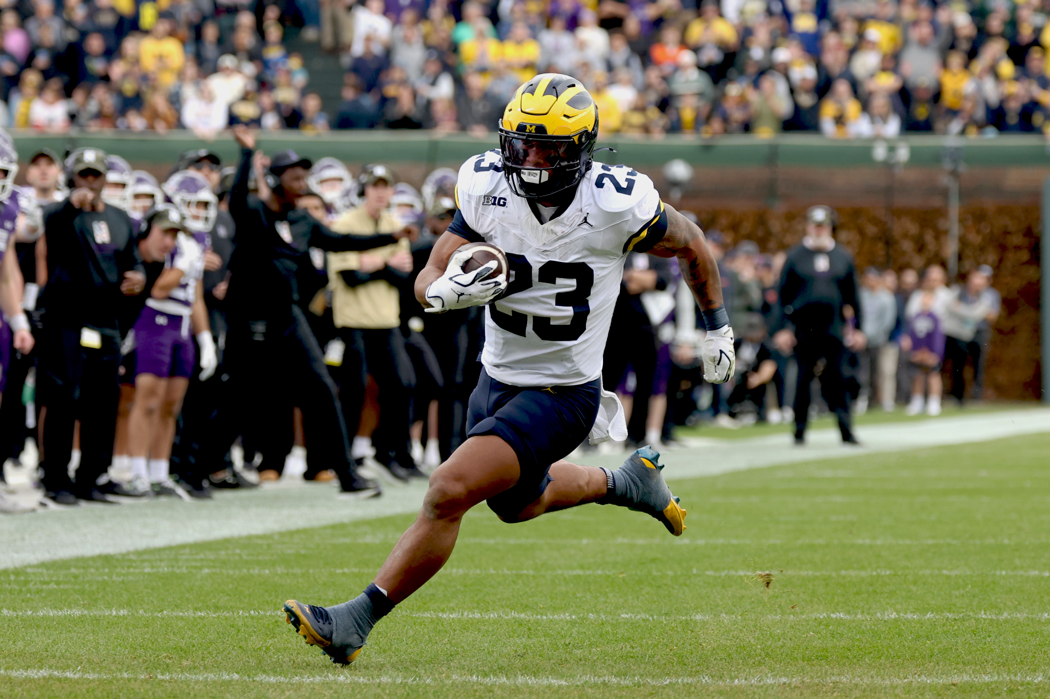 Pre-spring Michigan football depth chart prediction: Offense