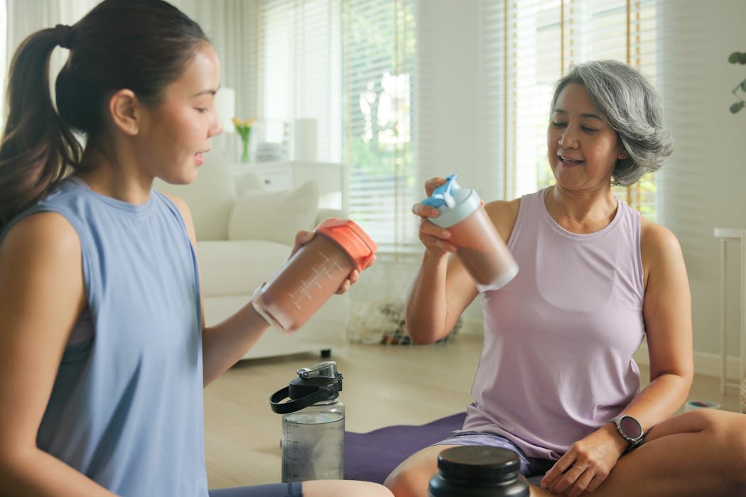 Creatine for women: should you add this supplement into your diet?