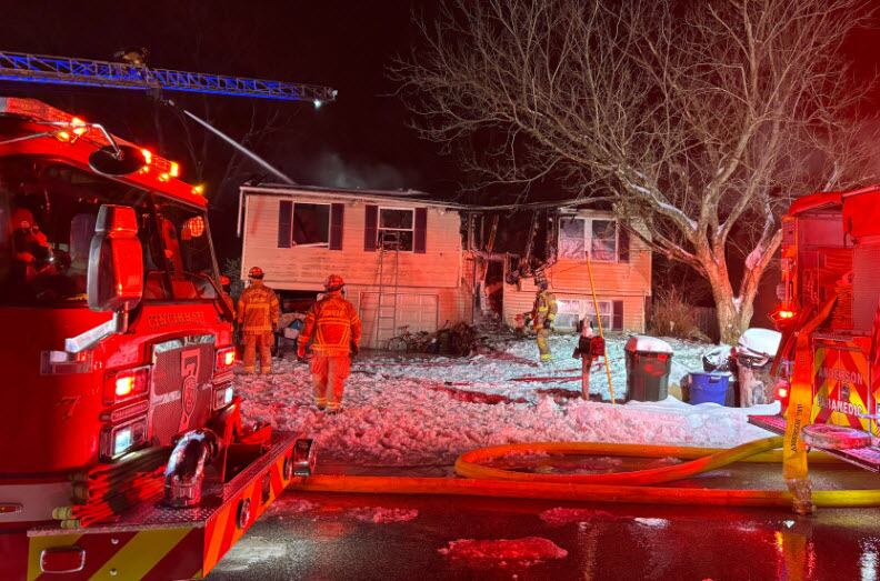 Frozen hydrant challenges crews as fire destroys Anderson Twp home