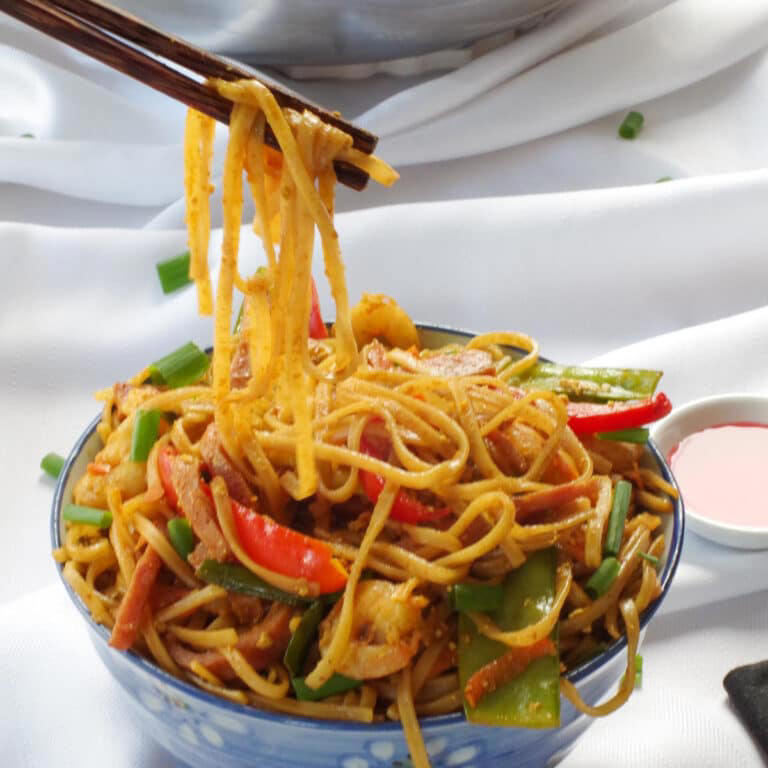 Singapore fried rice noodles