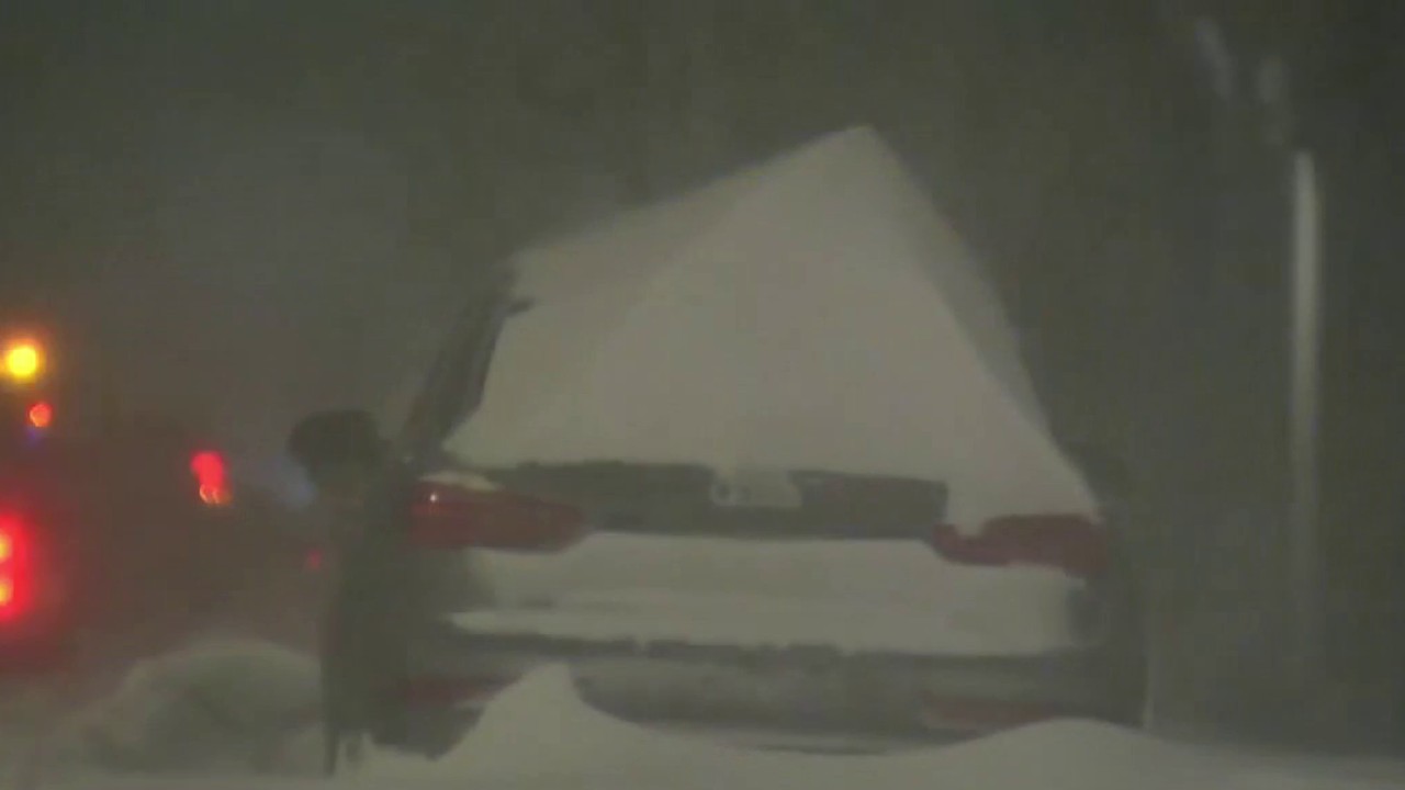 Winter storm: Snow and freezing temps across US