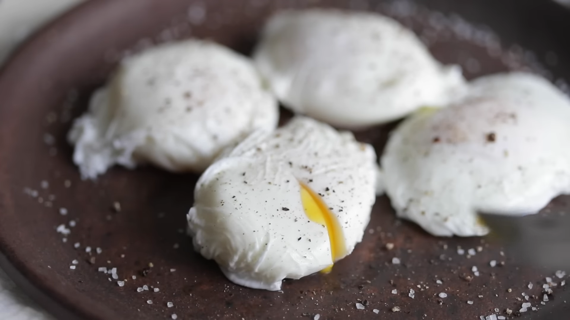 This poached egg method works every single time