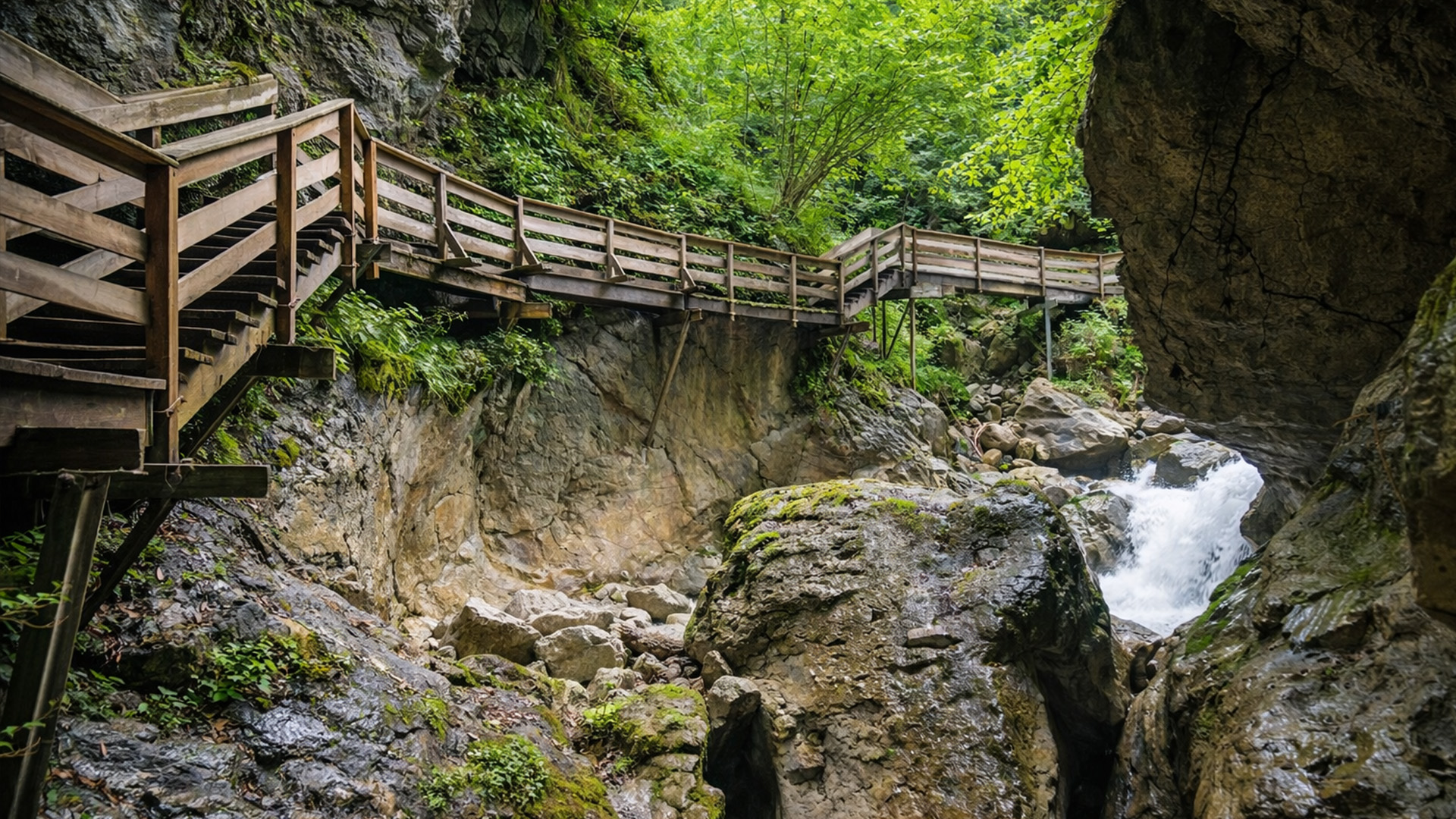 Seisenbergklamm Austria relaxing alpine gorge walk (4K)