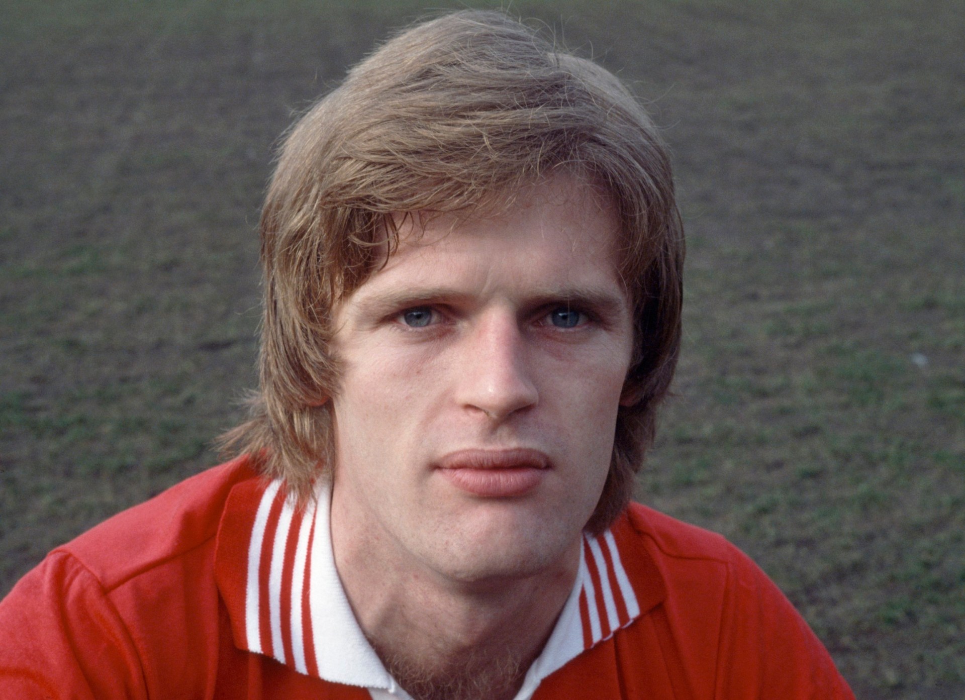 Gordon McQueen brain injury 'linked to heading ball'