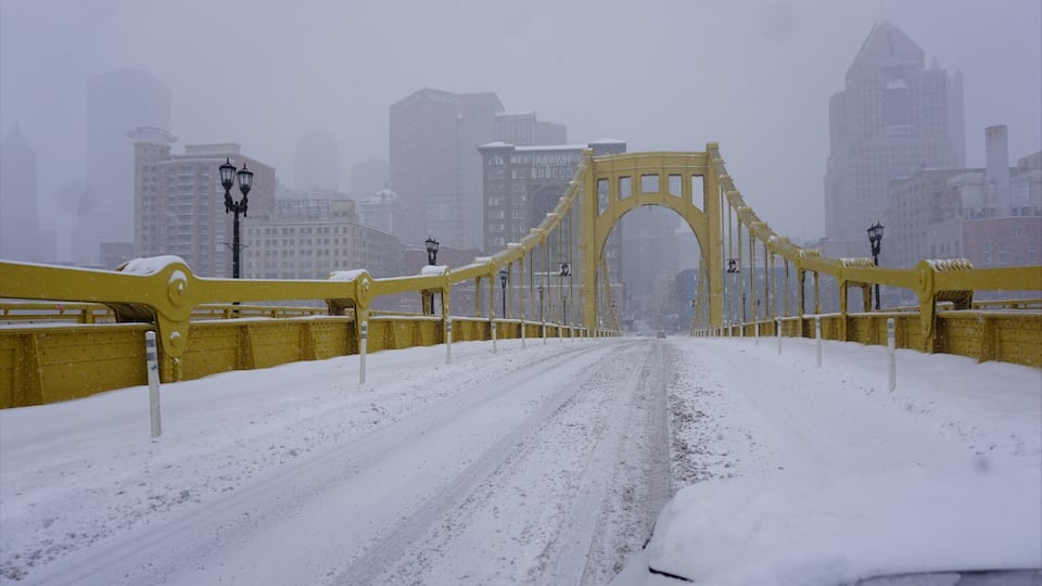 Historic winter storm leaves behind snowy mess in western Pennsylvania