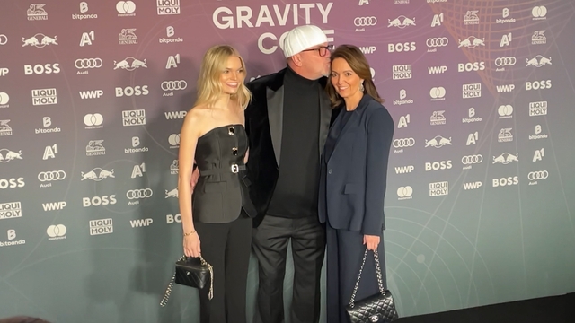 Absolute Seltenheit: DJ Ötzi zeigt sich mit Ehefrau Sonja