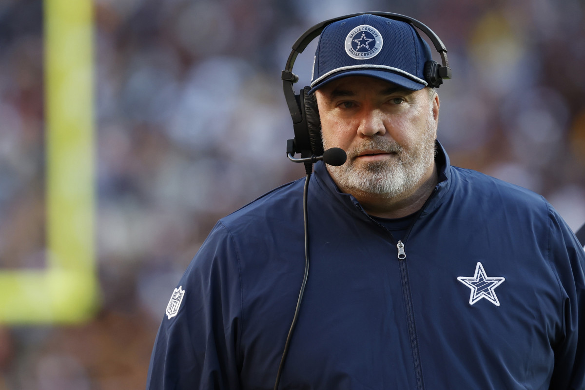 Dak Prescott's fiancée celebrates Mike McCarthy's new role as Steelers ...