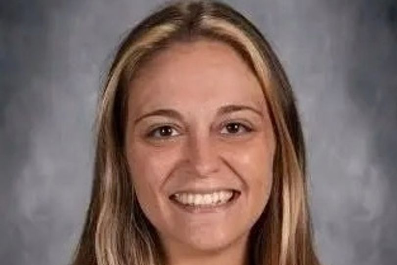 Beloved Kansas teacher found dead in snow just steps from where she ...