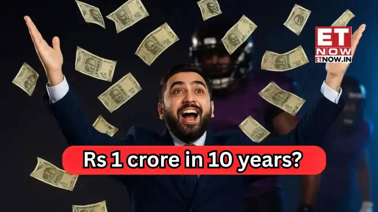 Mutual fund SIP: Expert portfolio tips to reach Rs 1 cr in 10 years