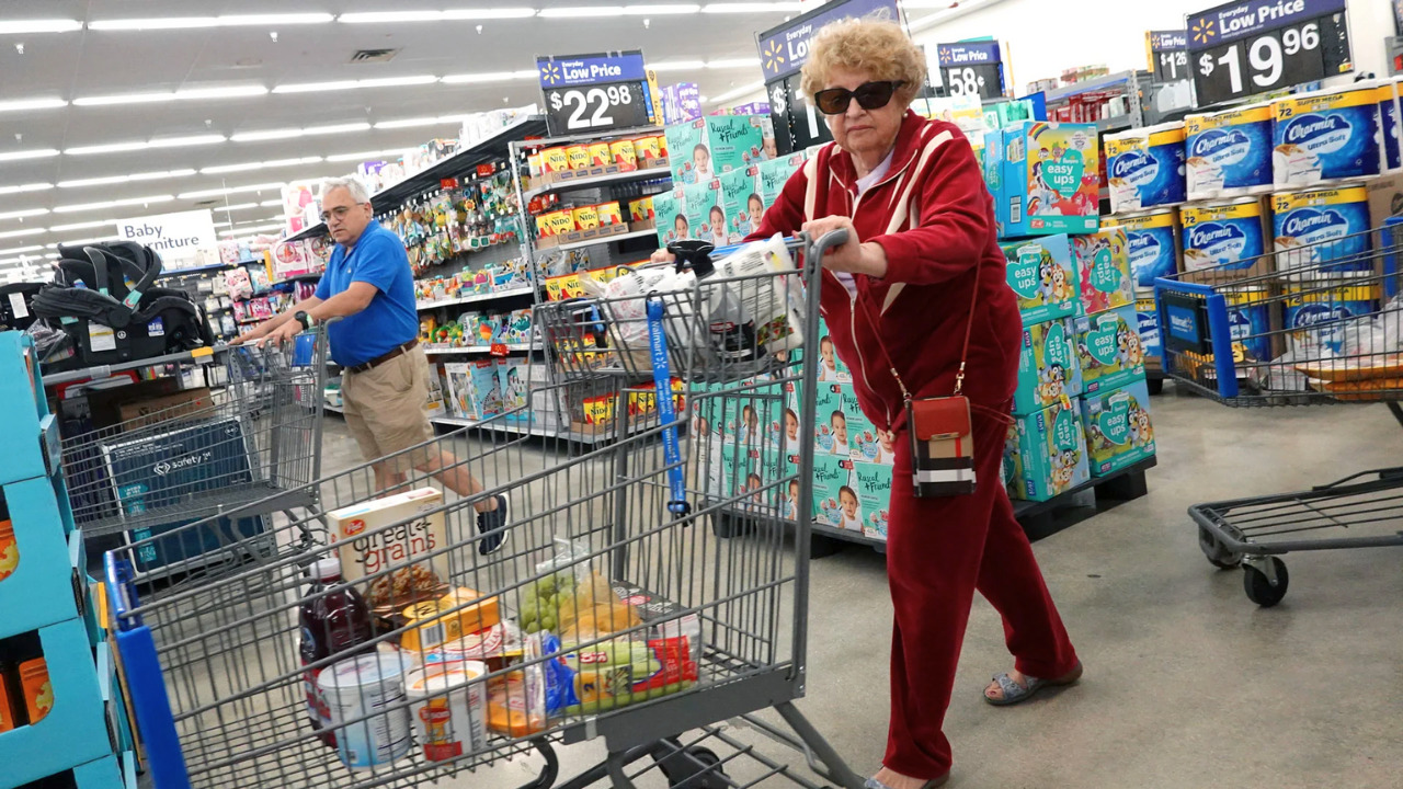 9 everyday Walmart behaviors that say a lot about shoppers