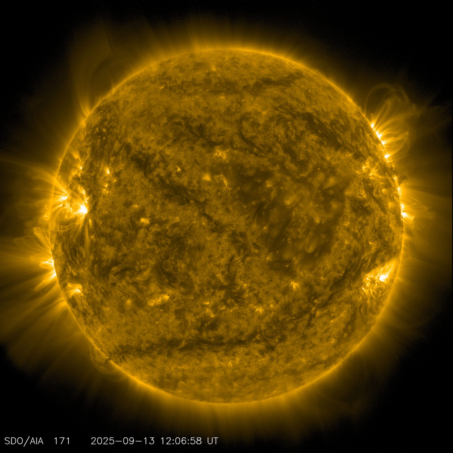 How can the sun contain so many elements without its heat destroying them?