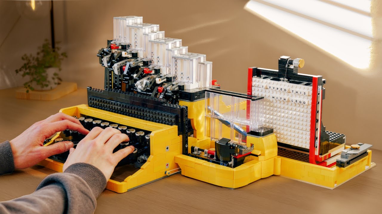 Functional Lego typewriter