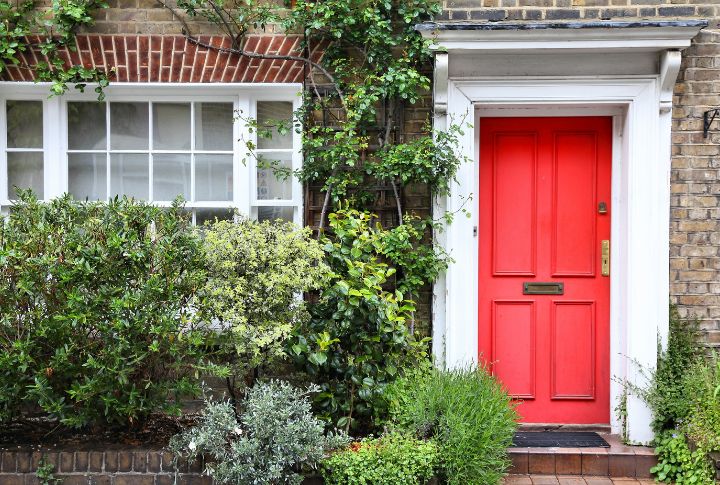 15 inviting front door colors to transform your home