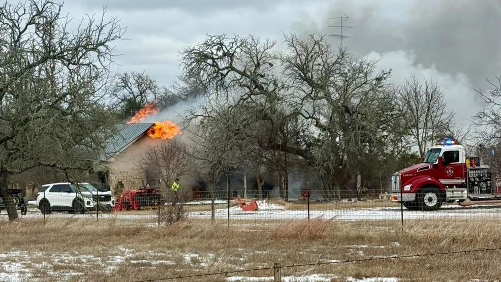 Fire destroys Fredericksburg home, no injuries reported