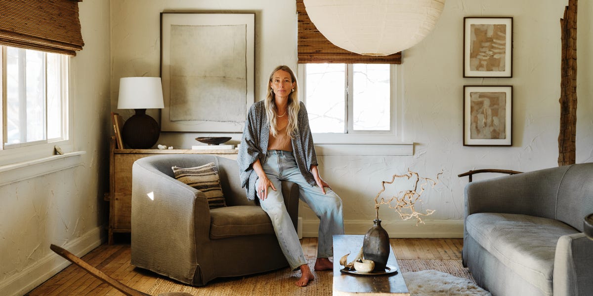 This artist's calming 1940s Nashville bungalow is a haven for vintage ...