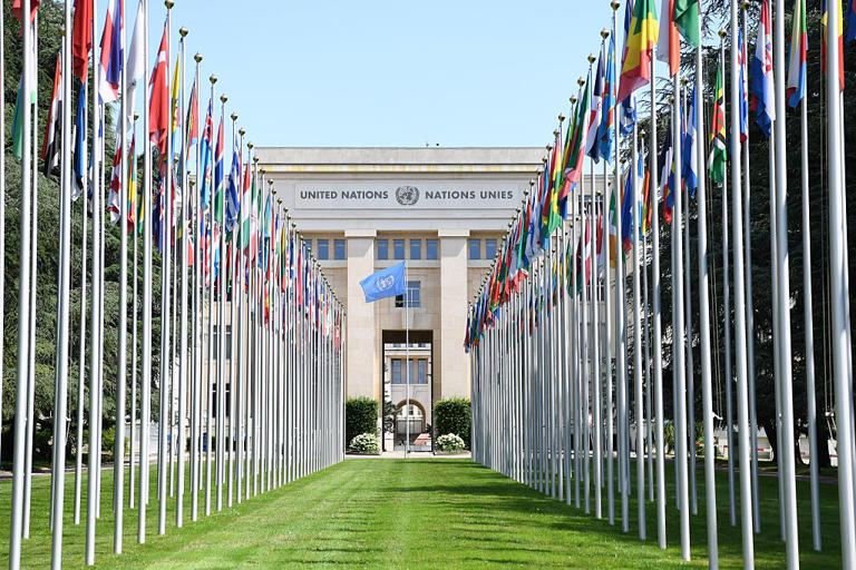 Trump pushes anti-government efforts in Iran