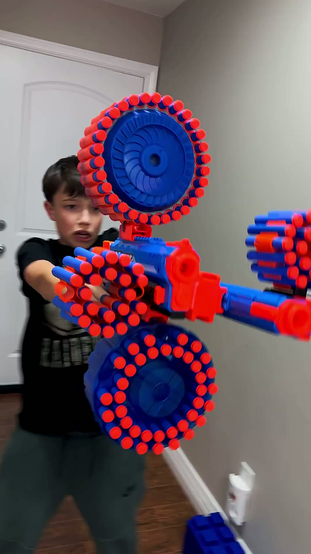 XSHOT heavy guys: Insanity battle!