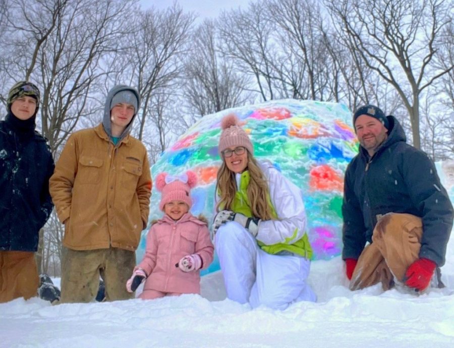 Pennsylvania family braves winter weather to make cool memories with ...