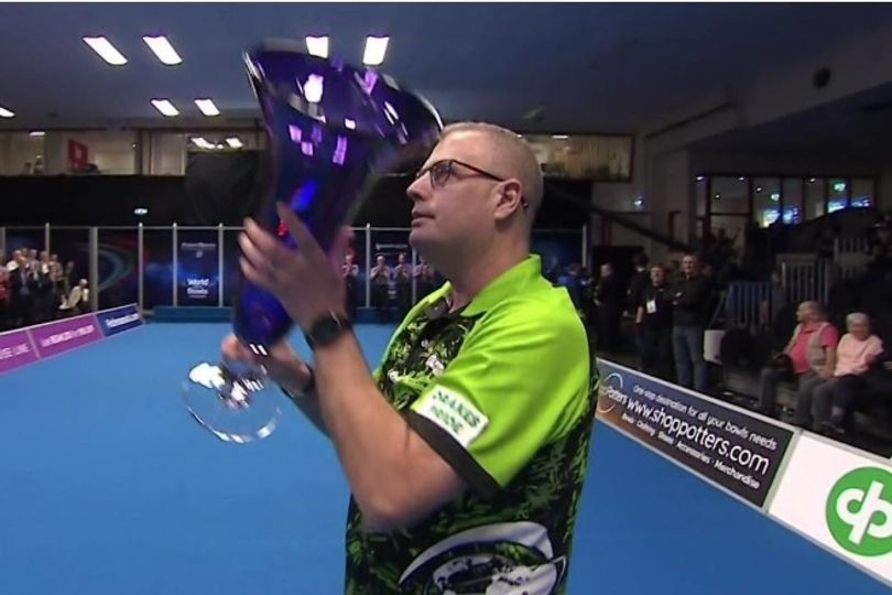 Devon star Robert Paxton crowned World Indoor Bowls champion
