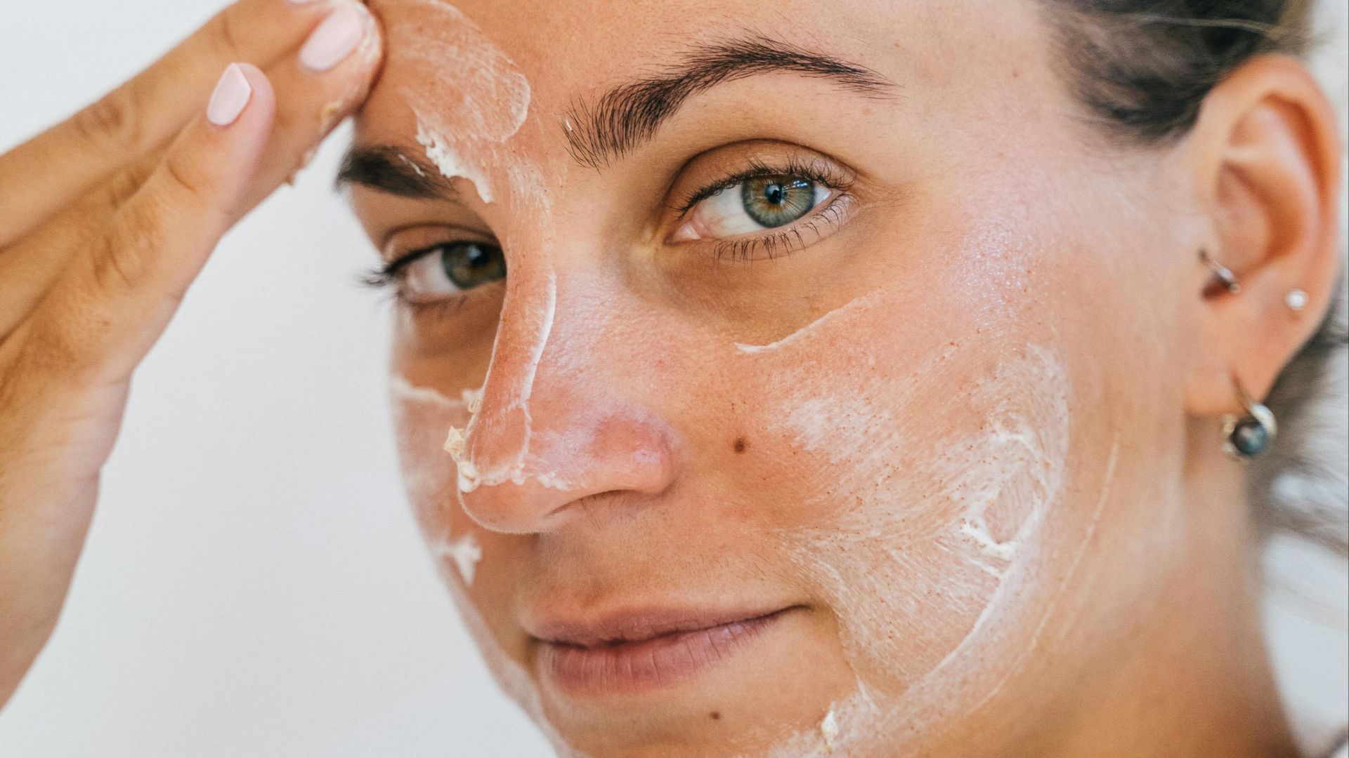 20 low-effort, high-outcome beauty tips everyone needs