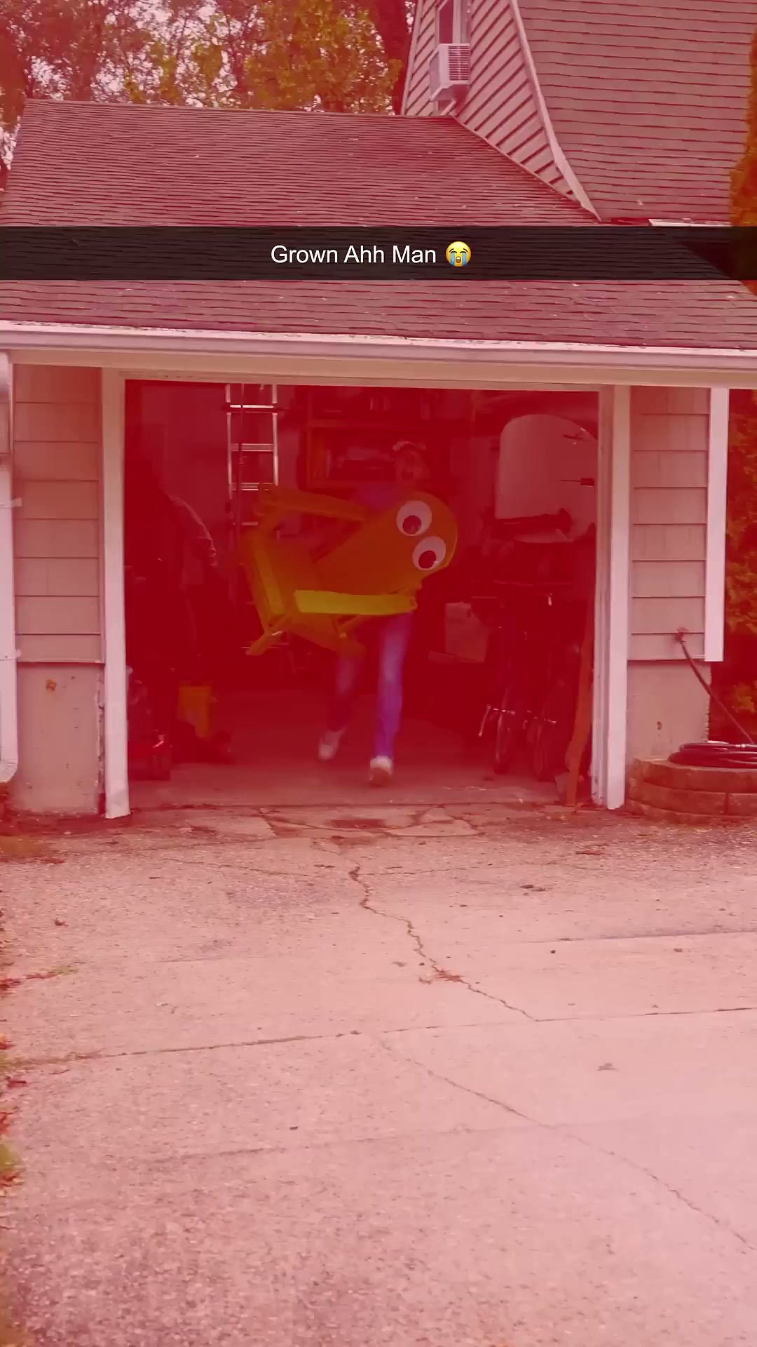 Steal a brainrot IRL 😂