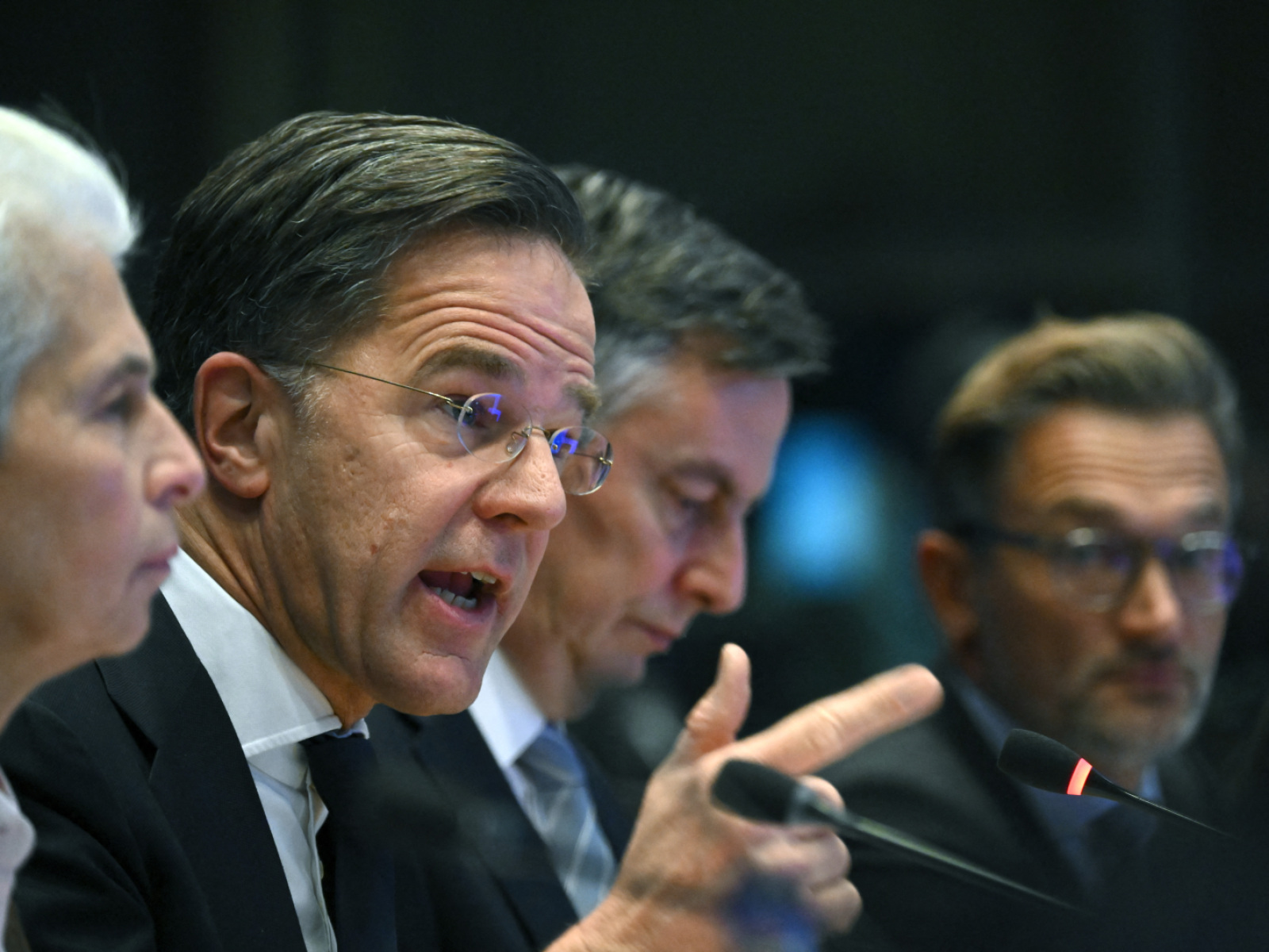 Rutte warnt EU vor strengen Auflagen für Ukraine-Darlehen