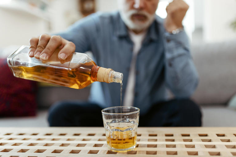 Long-term alcohol use linked to increased risk of colon cancer