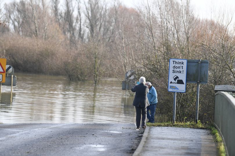 UK braced for Storm Chandra as Met Office issues wind, rain and snow ...