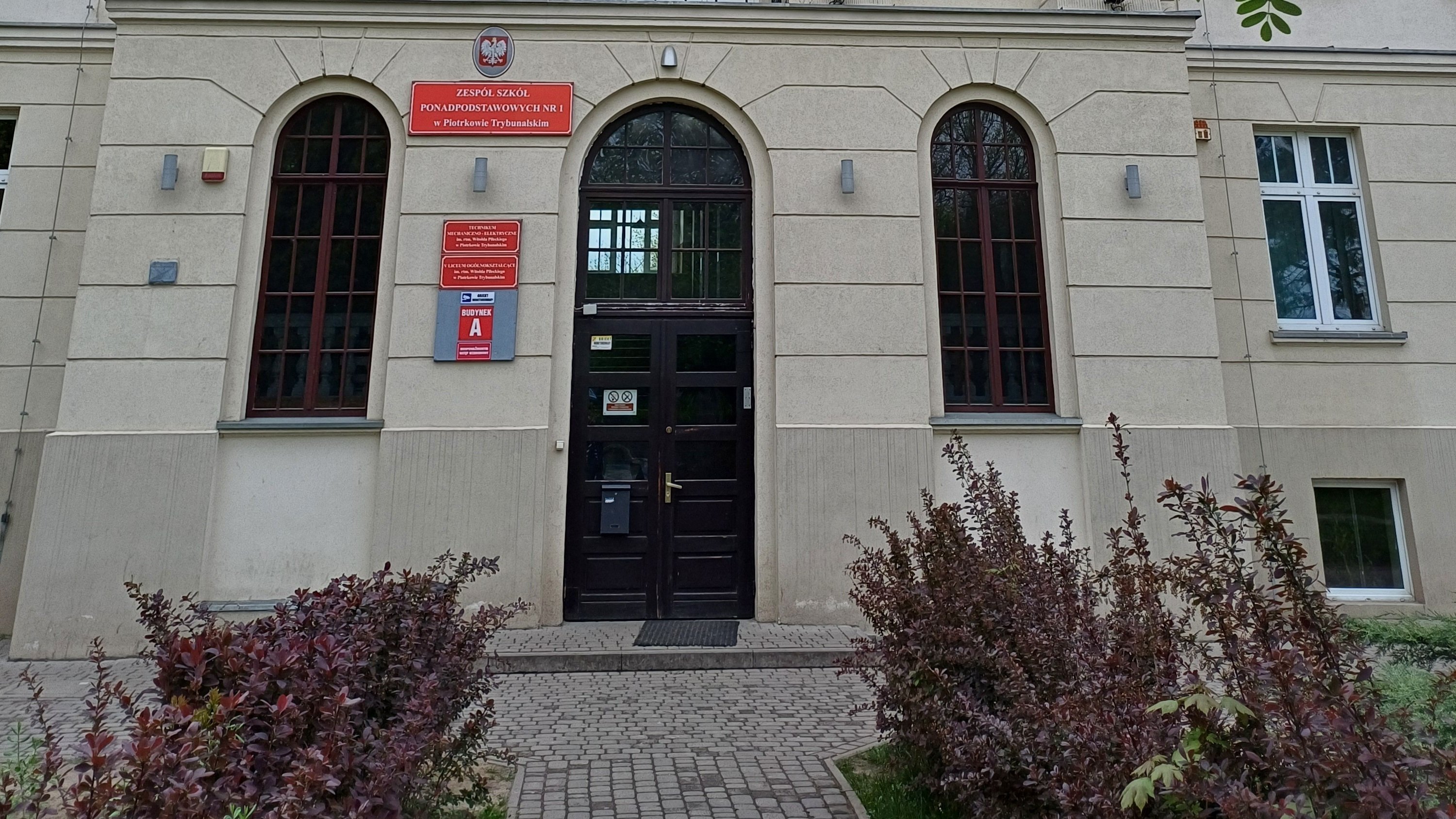 Skandal w Piotrkowie Trybunalskim. Matka zniknęła z pieniędzmi na ...