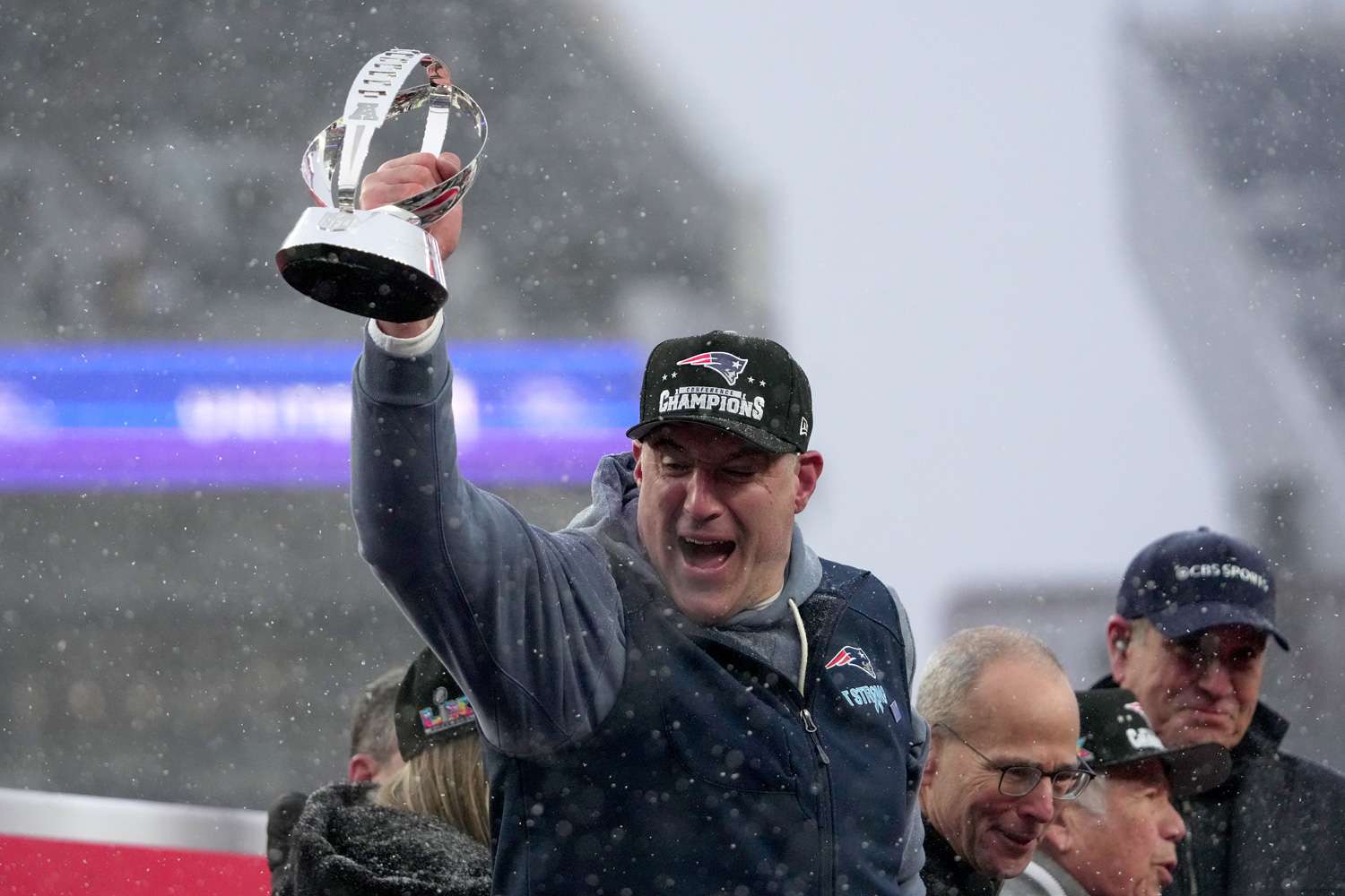 Patriots coach threatens his Super Bowl-bound players that they 'ain't ...