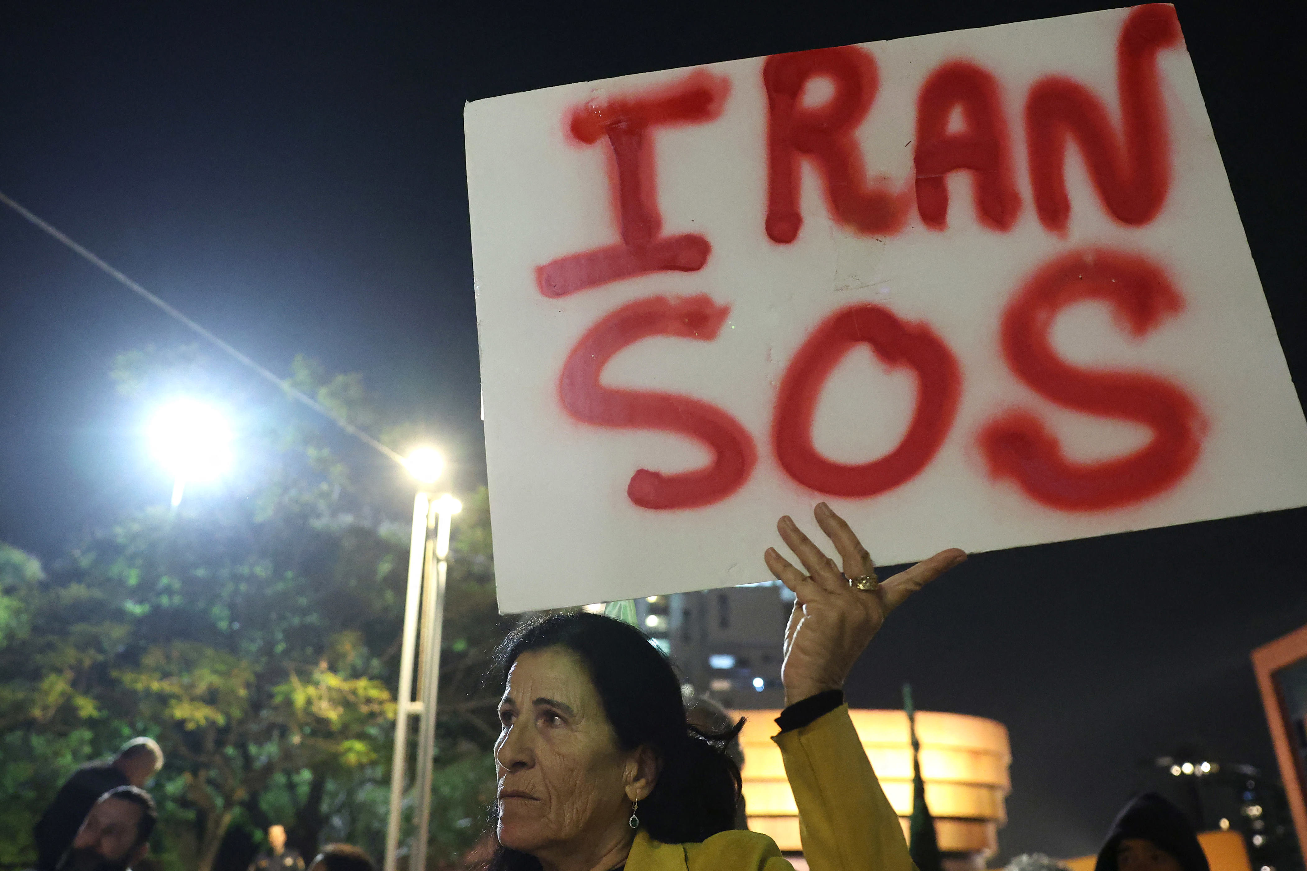 UN Iranian expert says security forces removed wounded protesters from ...