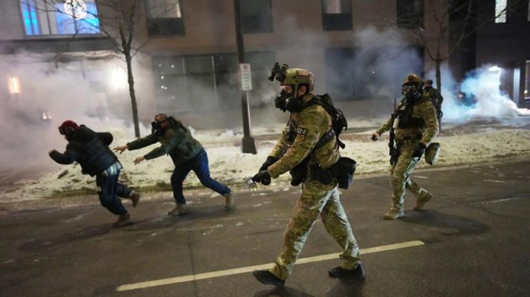 Appeals court declines to reimpose restrictions on agents at Minnesota ...