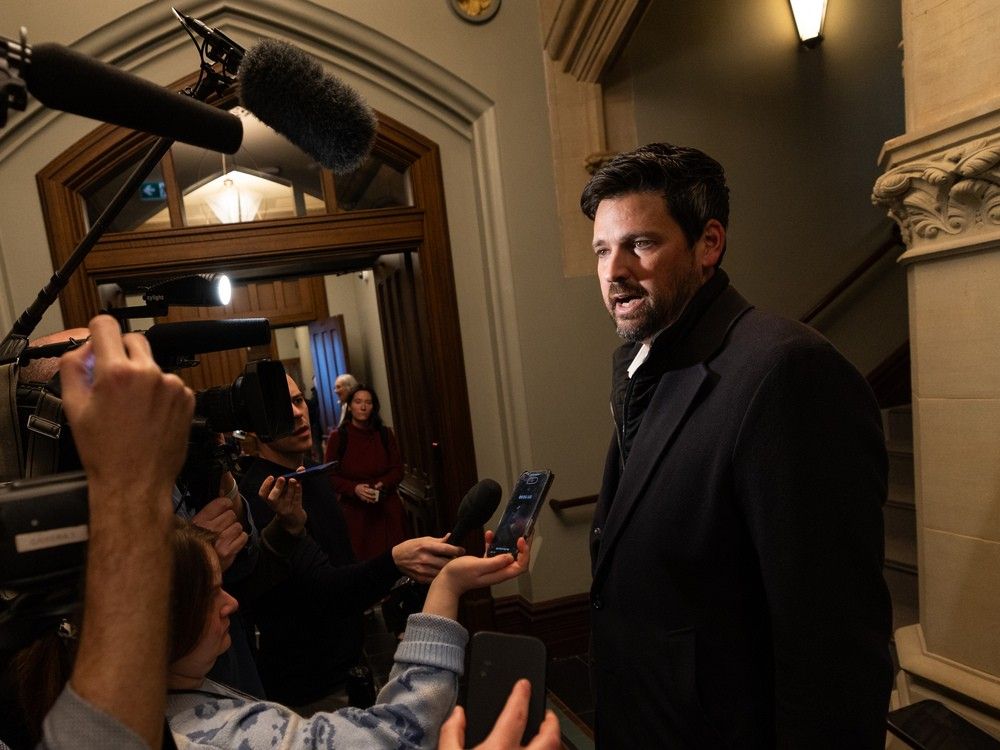 Liberals and Conservatives vote to prioritize bail bill over study on ...