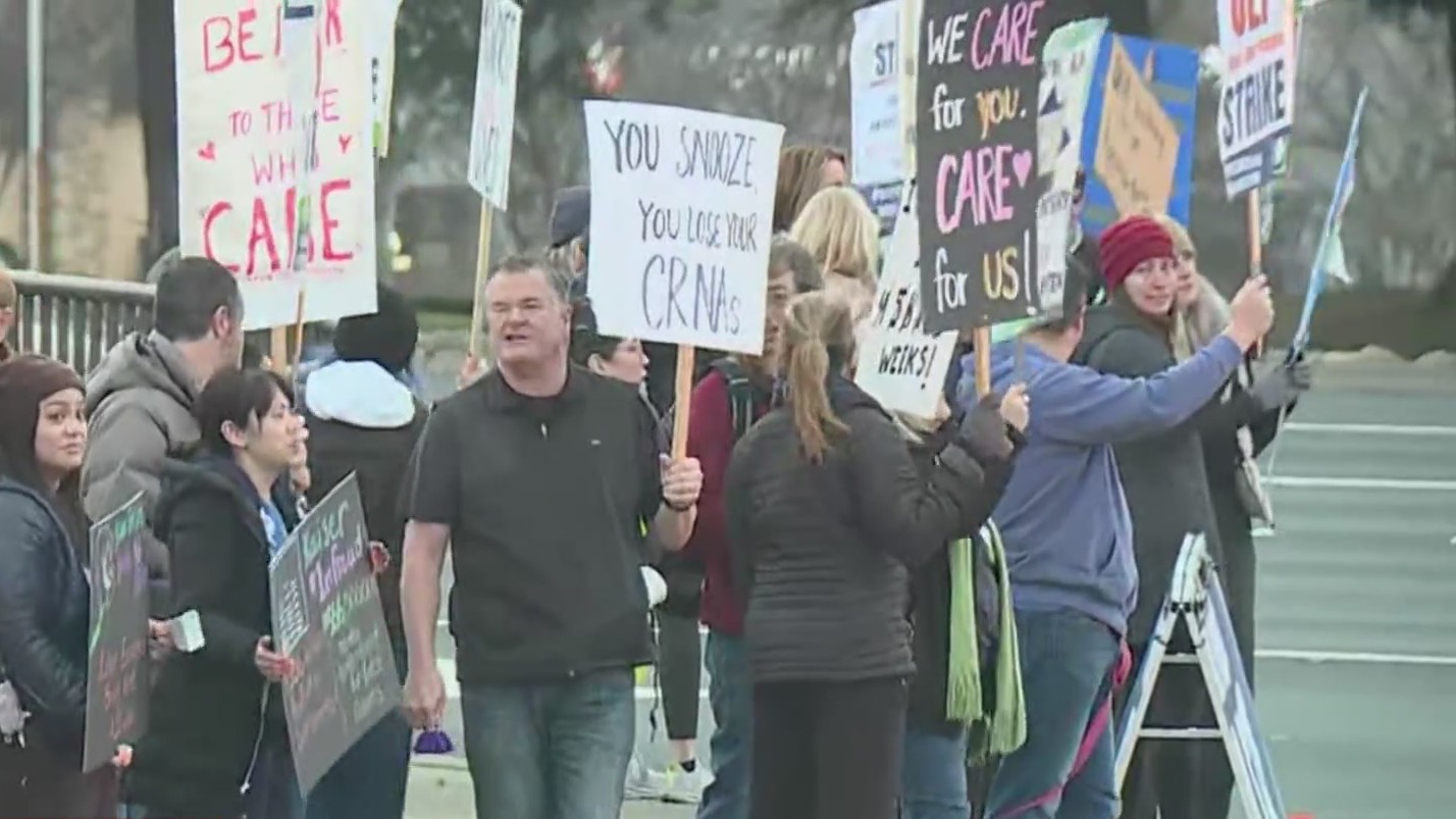 Kaiser workers walk out