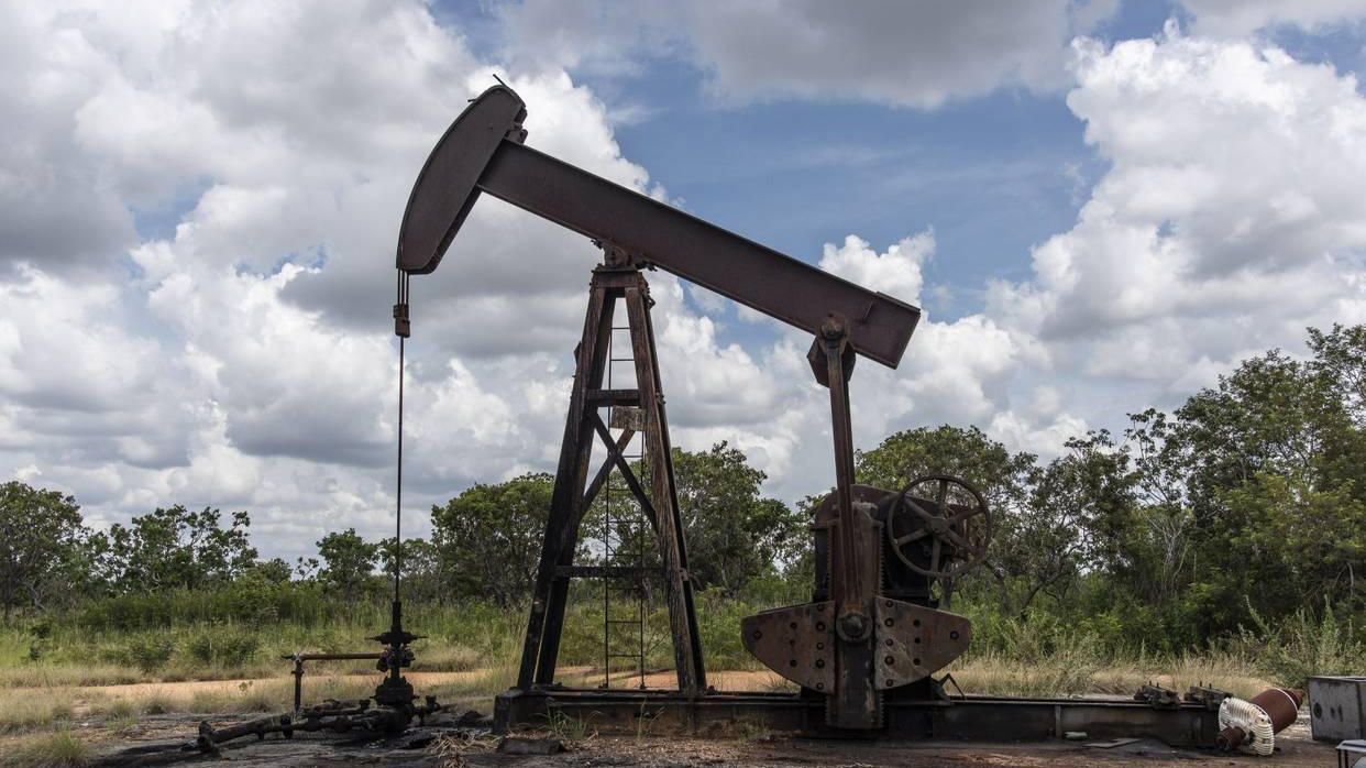 Oil companies divided on Venezuela