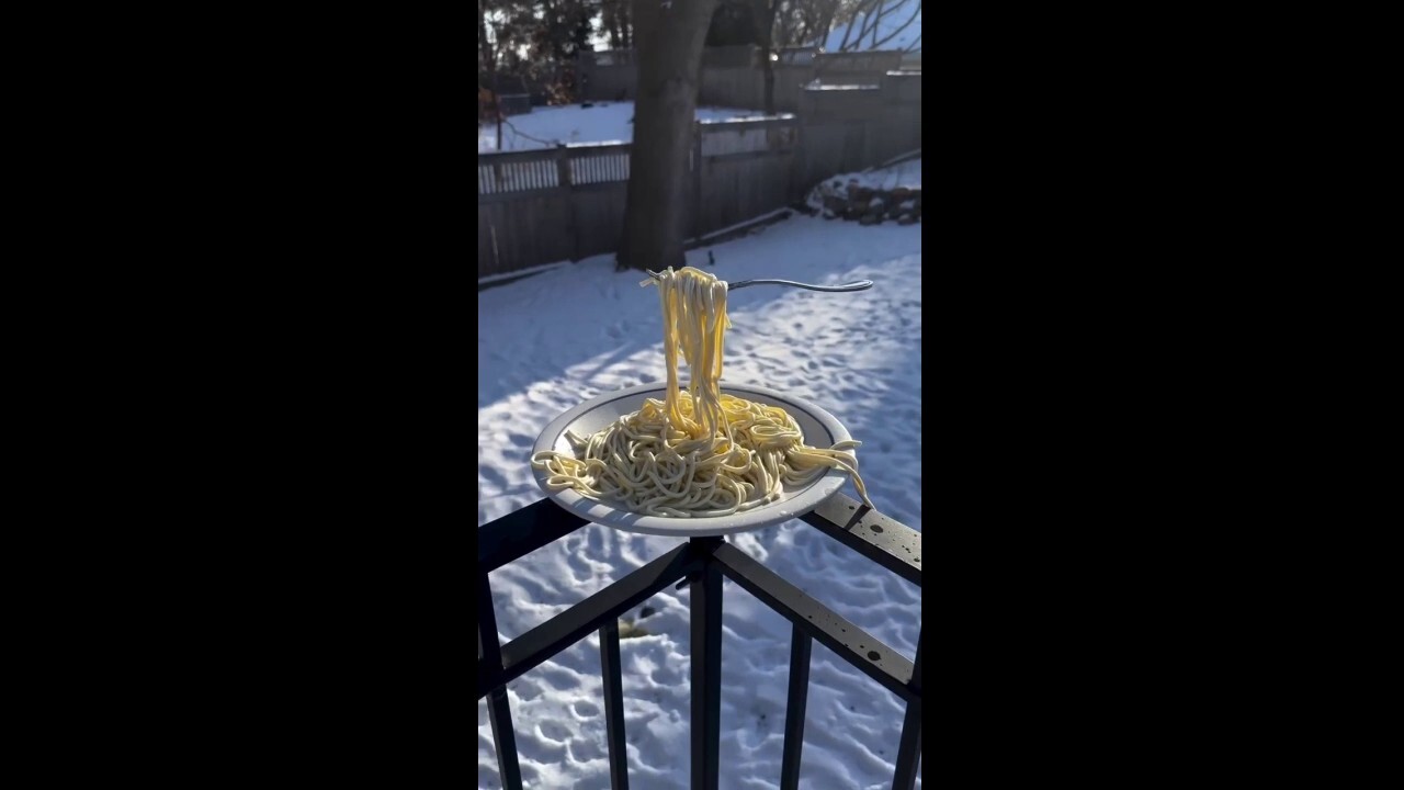 Subzero temperatures turn boiling pasta trick into frozen fork spectacle
