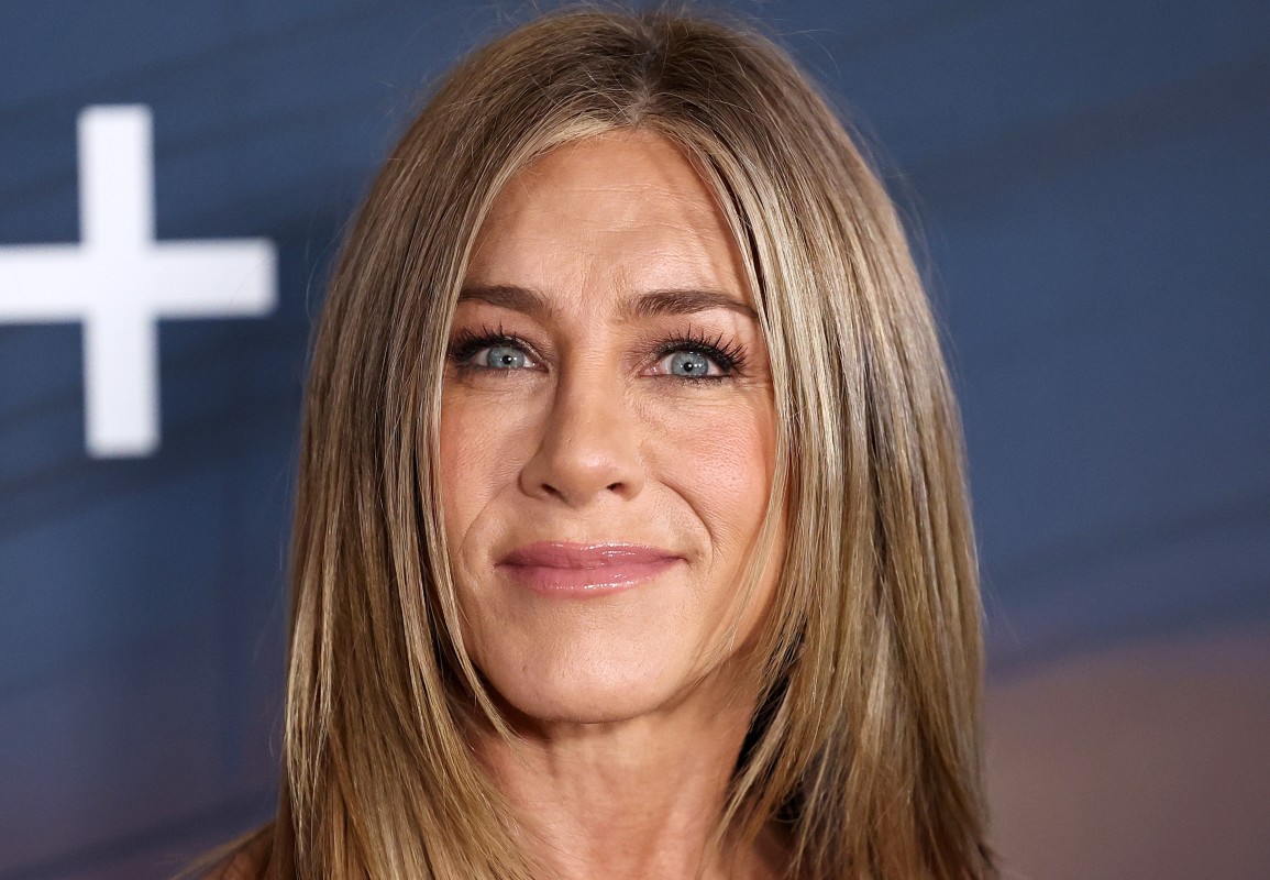 Jennifer Aniston calls for action after Alex Pretti's fatal shooting by ...