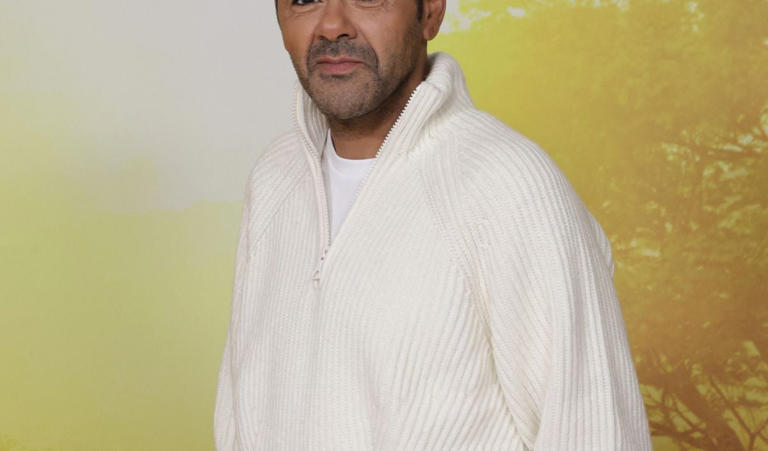 Depuis le château de la Star Academy, Jamel Debbouze fait une surprise ...