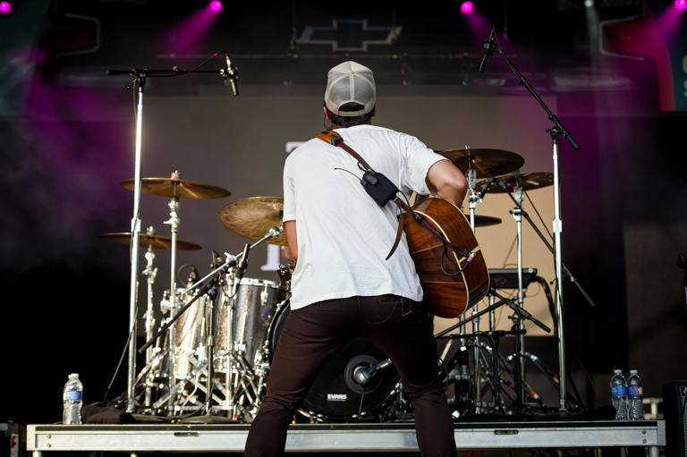 2000s rock band returns with tour, first new album in 12 years